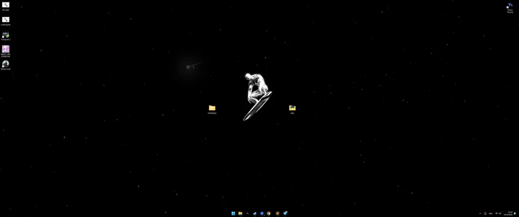 Live wallpaper Silver Surfer in Space download on VSThemes.org