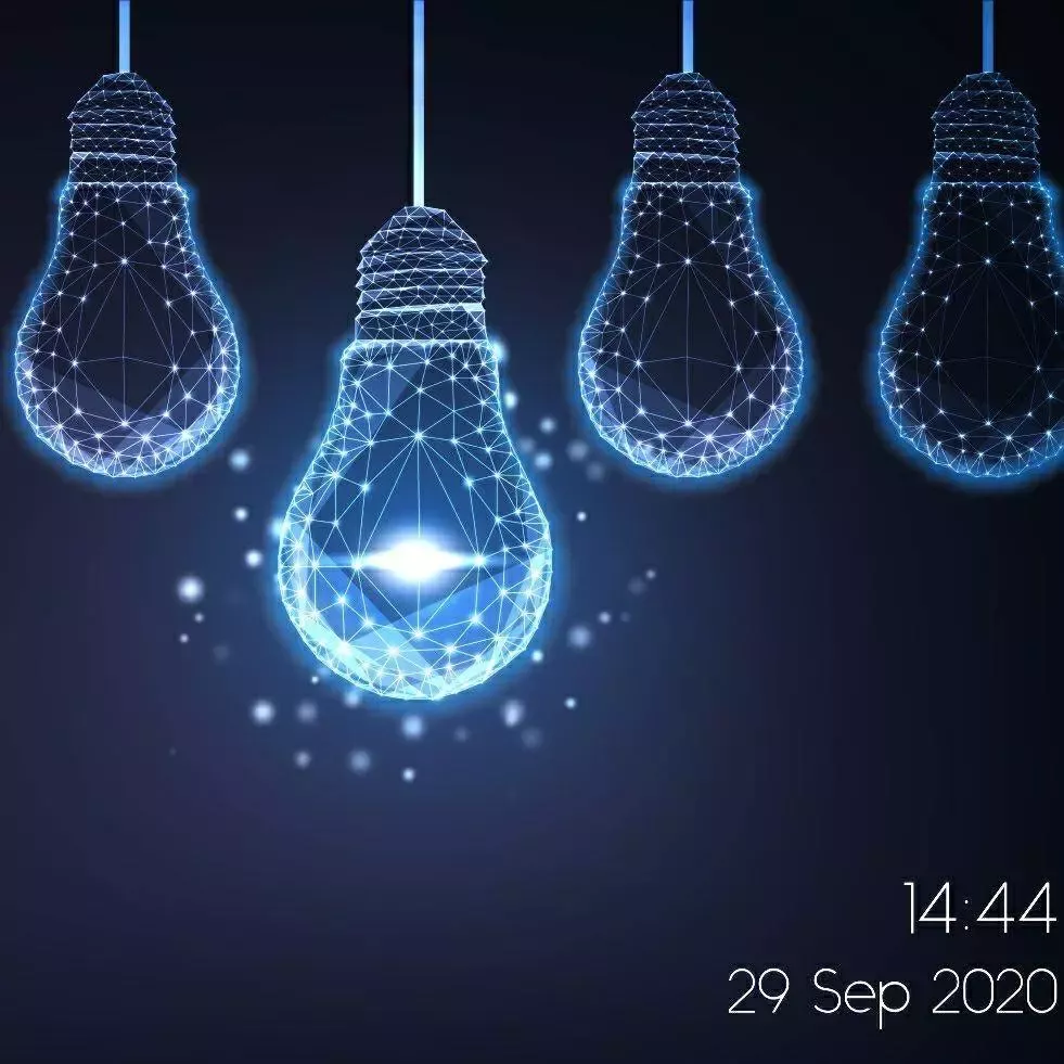 Live wallpaper Low polygonal light bulb 4K download on VSThemes.org