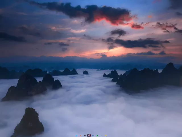 Живые обои Windows 11 RGB (hue animated) скачать на VSThemes.org