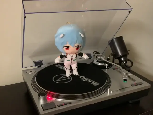 Live wallpaper Jane Doe & Seth - Rat dance download on VSThemes.org